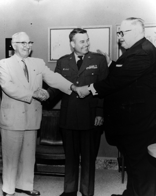 Former President Truman, Mayor H. Roe Bartle, and Col. John A. Riffle ...