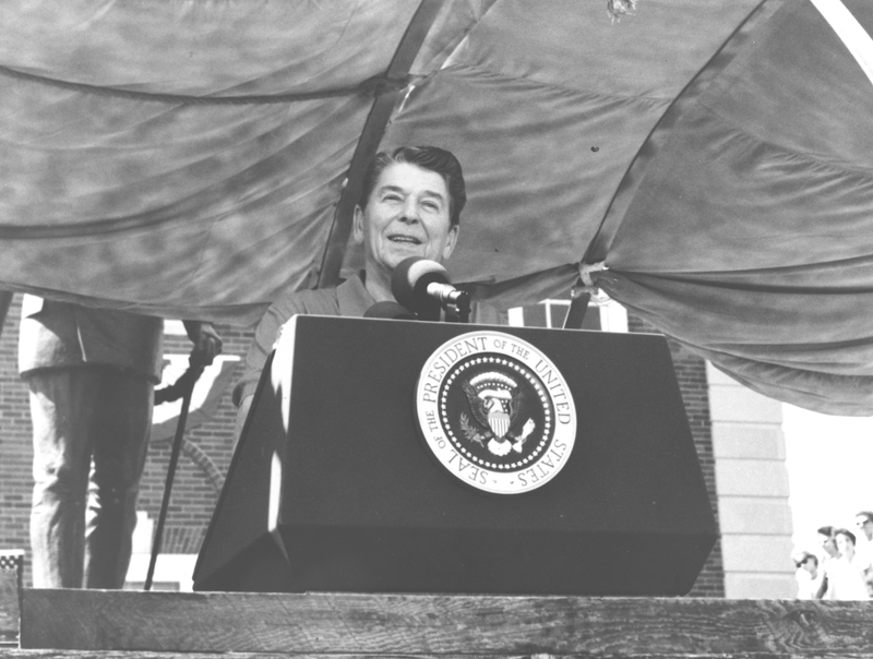 President Ronald Reagan speaks at Santa-Cali-Gon days in Independence ...