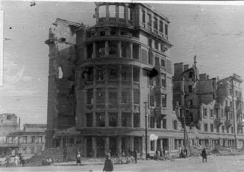 Large Building in Stalingrad Destroyed by German Bombing | Harry S. Truman