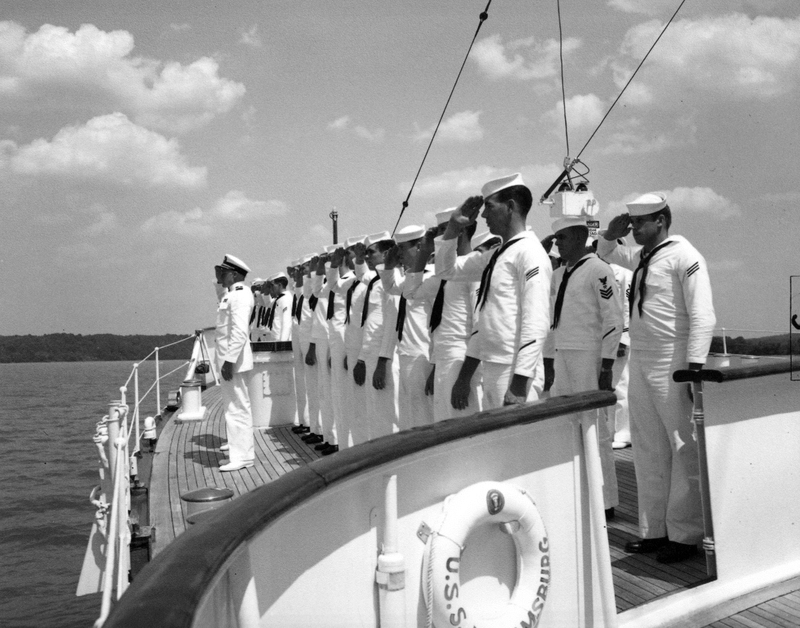 The Crew of the Williamsburg Salutes as it Sails by Mount Vernon ...