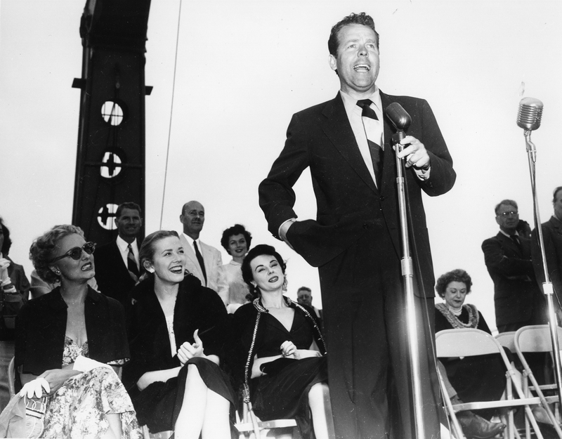 Actor Arthur Lake Aboard USS Manchester | Harry S. Truman
