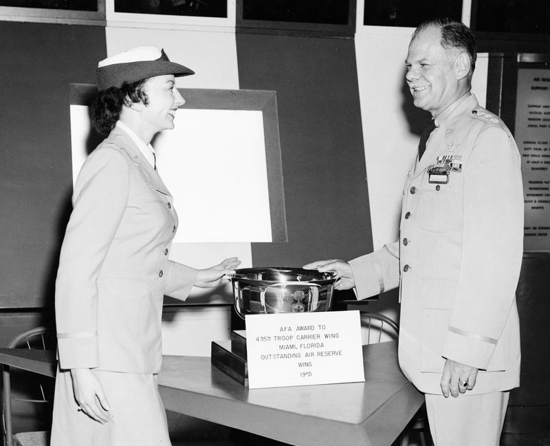 Captain Gloria Sauls and Lt. General Leon Johnson | Harry S. Truman