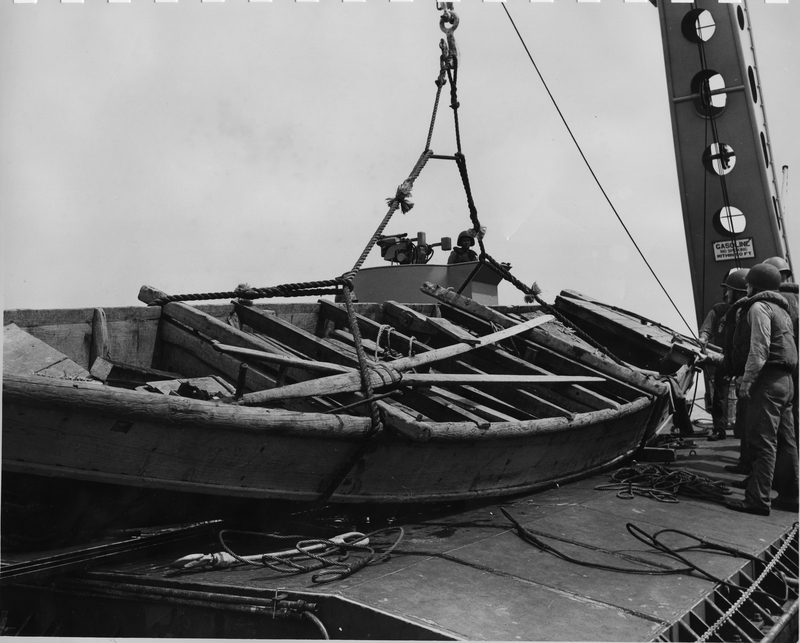 North Korean Sampan Modified for Laying Mines | Harry S. Truman