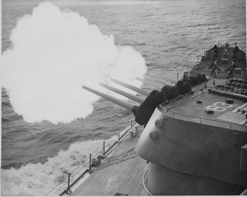 USS Manchester Guns Hammer Fankochi, Korea | Harry S. Truman