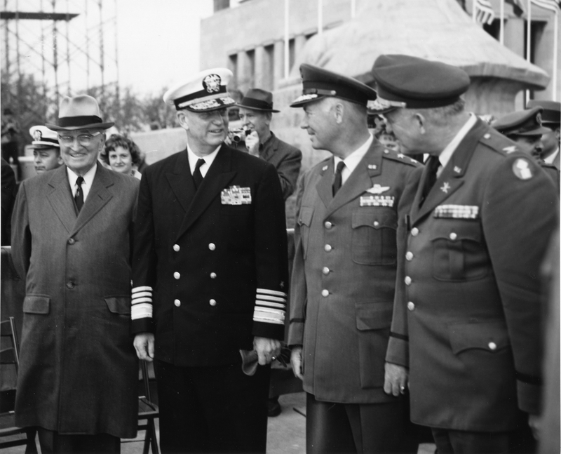 Truman and officers at World War I Memorial | Harry S. Truman