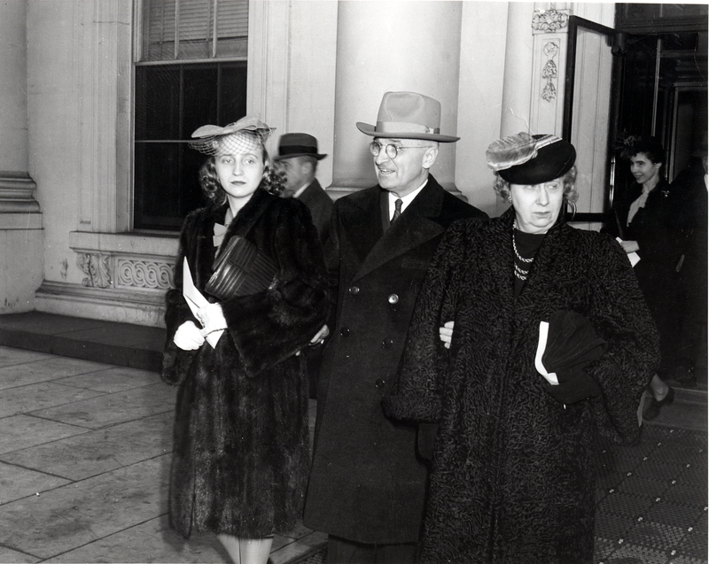 Truman Family Arriving for President Franklin D. Roosevelt's ...