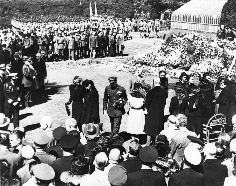 Roosevelt's burial site at funeral | Harry S. Truman