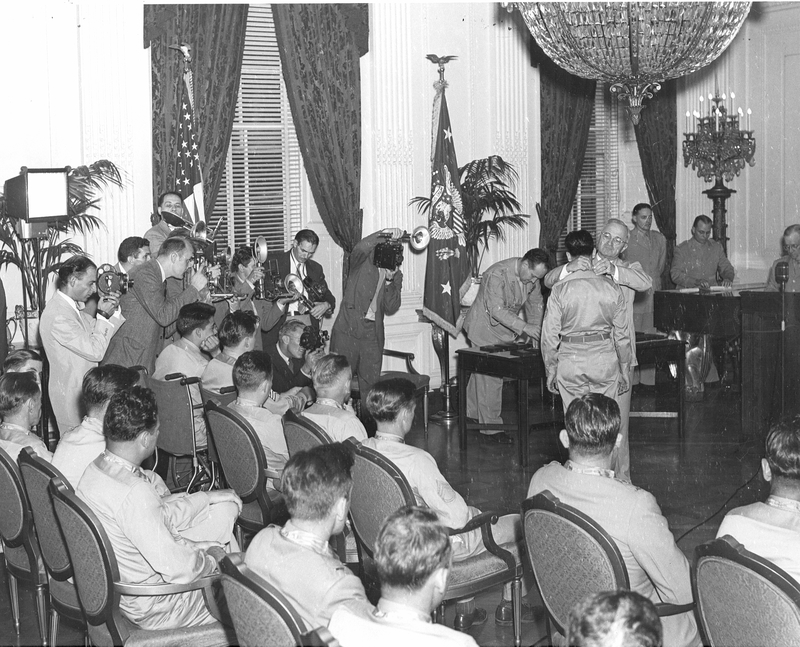 Truman decorates World War II veterans in White House | Harry S. Truman