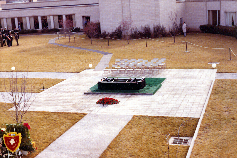 Harry S. Truman's Grave Site, Before the Funeral | Harry S. Truman