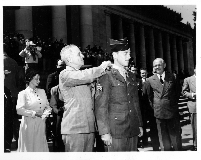 President Harry S. Truman Gives a Congressional Medal of Honor to ...