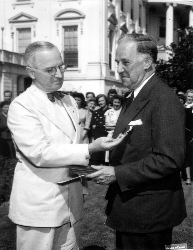 President Truman awarding Stephen T. Early the Distinguished Service ...