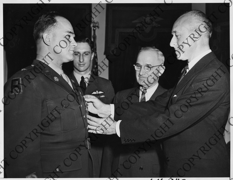 General Wallace Graham Receives Award | Harry S. Truman