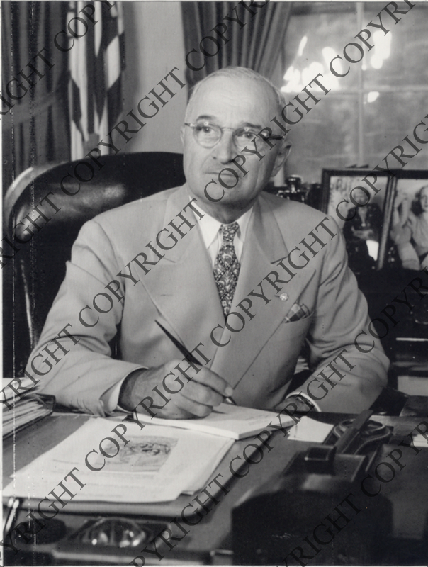Oval Office Photo of President Harry S. Truman, Pen in Hand | Harry S ...