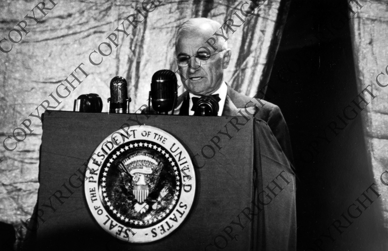 President Truman speaking at the Jefferson-Jackson Day Dinner | Harry S ...