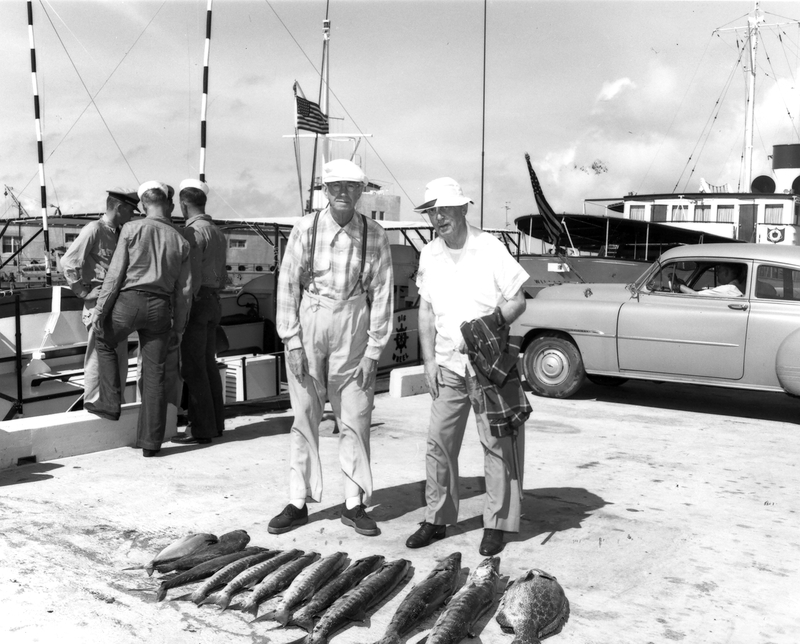 Admiral Leahy and Mr. Hassett Show their Catch | Harry S. Truman