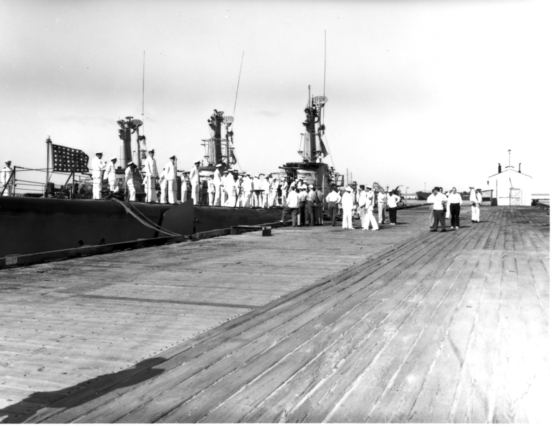 Crew of the submarine USS Requin moored at the Naval Submarine Base ...