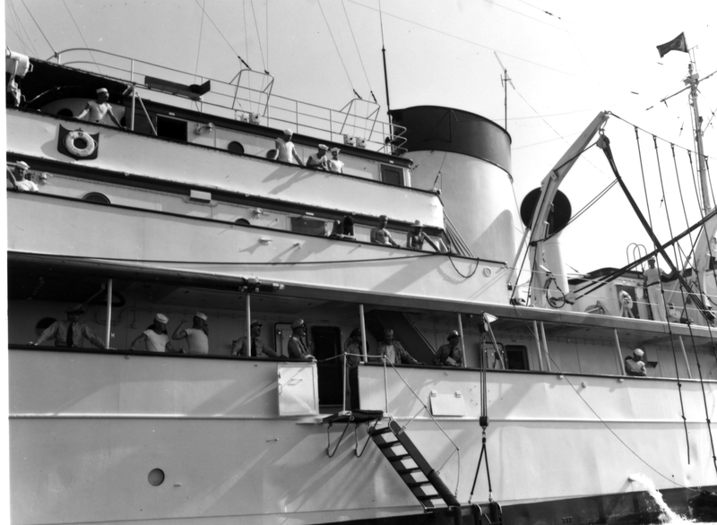 Sailors Line the Decks of the Williamsburg | Harry S. Truman