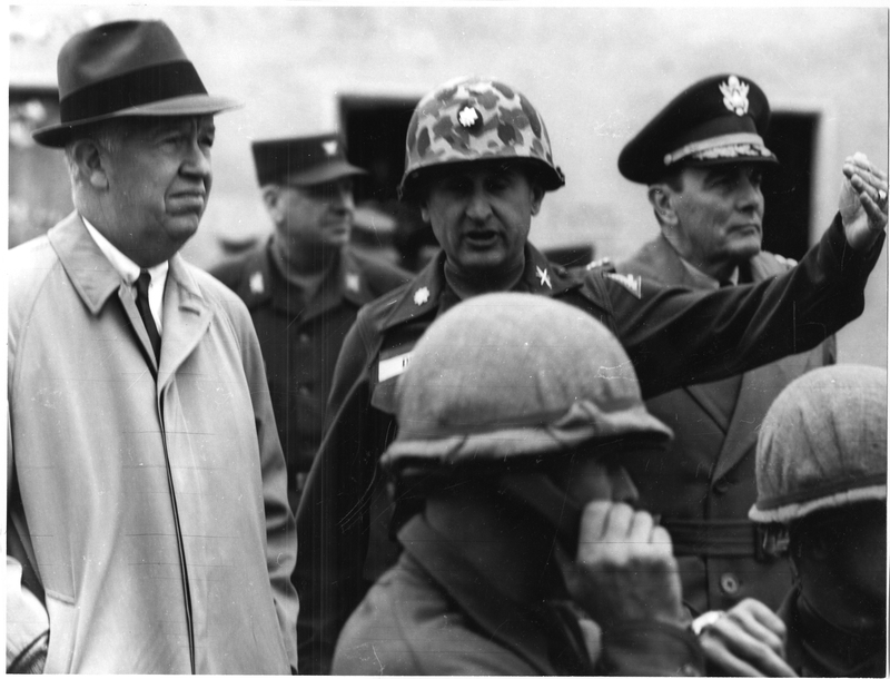 Secretary of the Army Stephen Ailes Visits VII Corps Units | Harry S ...