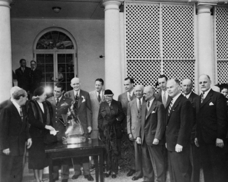 Colonel David Schilling Receives the Harmon International Trophy ...