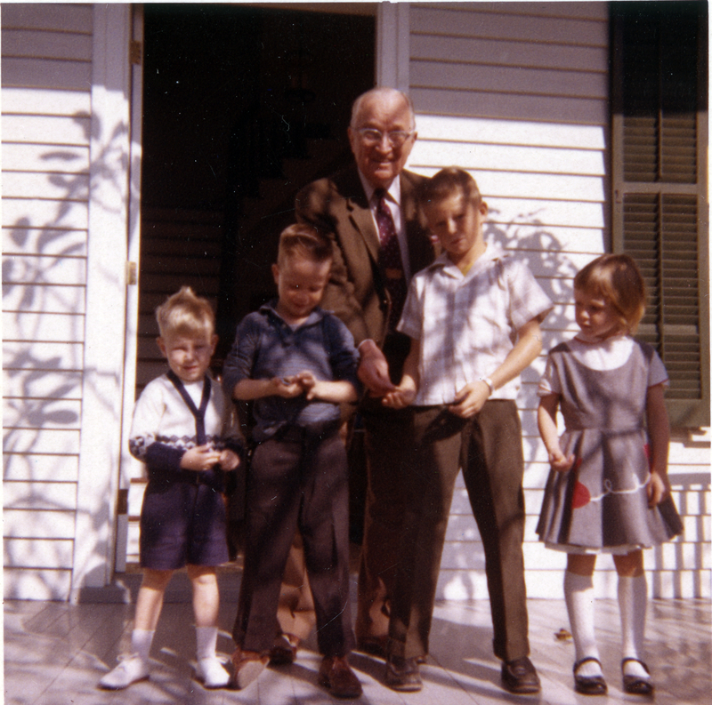 Former President Harry S. Truman Poses with Spottswood Children | Harry ...