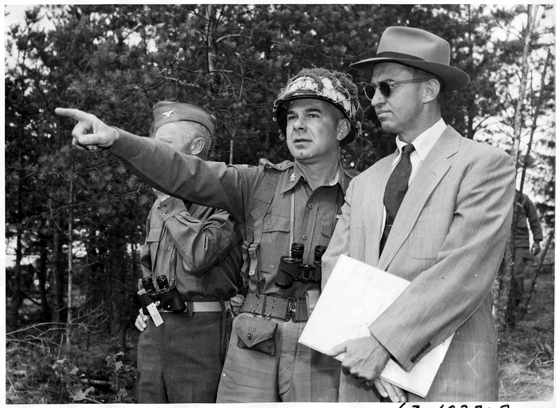 Secretary Pace Stands With Lieutenant Colonel Bryant and Colonel Evans ...