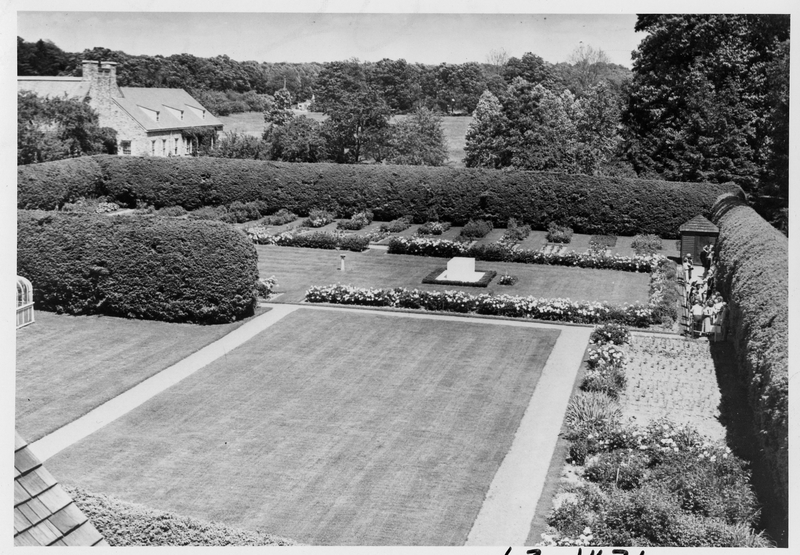 Franklin D. Roosevelt grave site, Hyde Park, N.Y | Harry S. Truman
