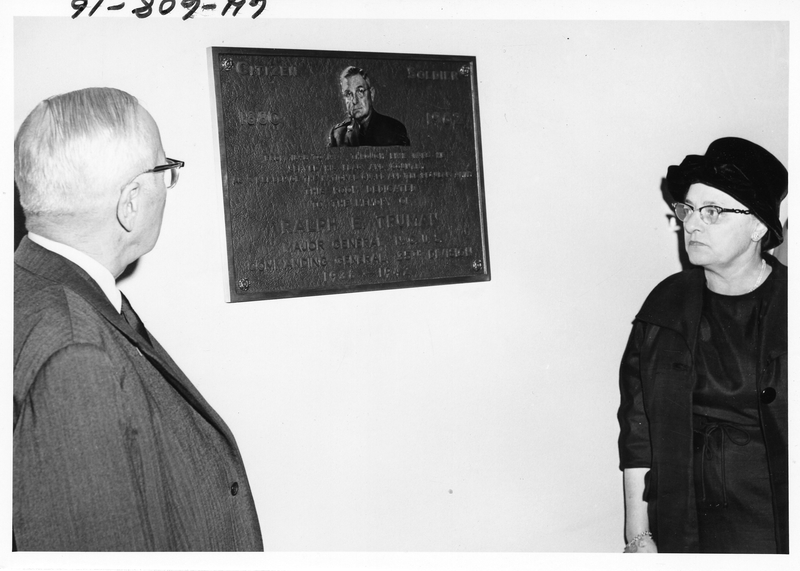 Former President Harry S. Truman with General Ralph Truman Plaque ...