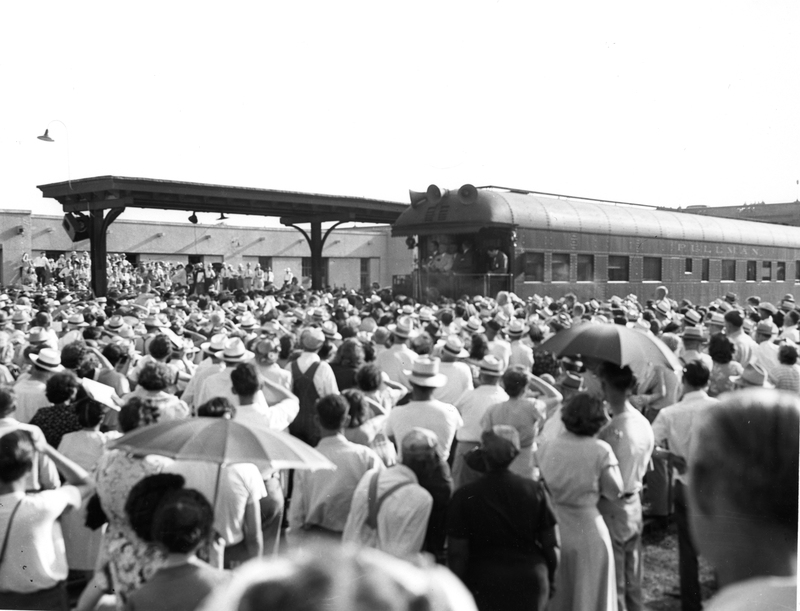 Large crowd surrounds President Truman's train | Harry S. Truman