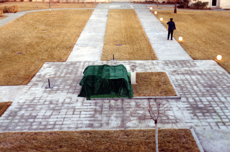 Preparing the Grave Site for Former President Harry S. Truman | Harry S ...