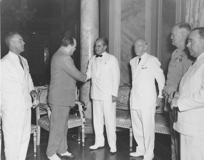 American Legion National Commander Paul Griffith shown with Men | Harry ...