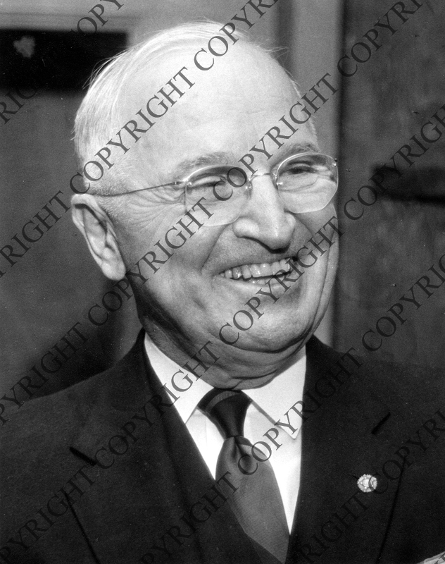 Head-and-shoulders portrait of former President Harry S. Truman | Harry ...