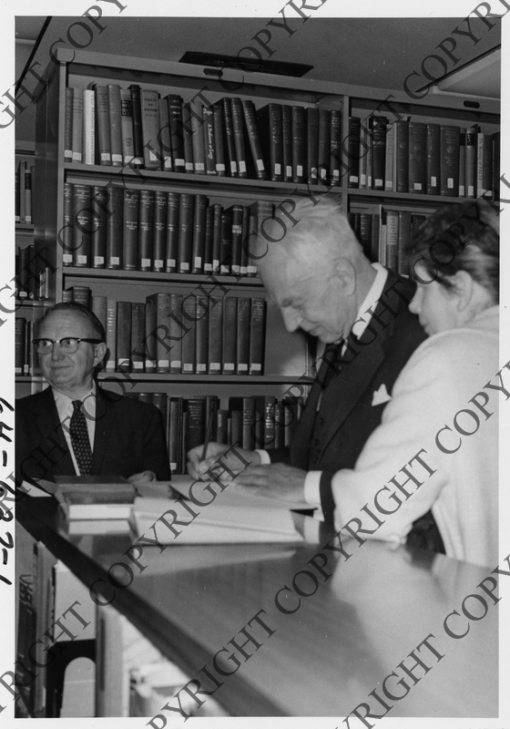 Dr. Philip C. Brooks with Dr. Arthur Toynbee and Mrs. Toynbee | Harry S ...