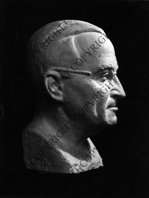 Photo of clay model of bust of Truman | Harry S. Truman