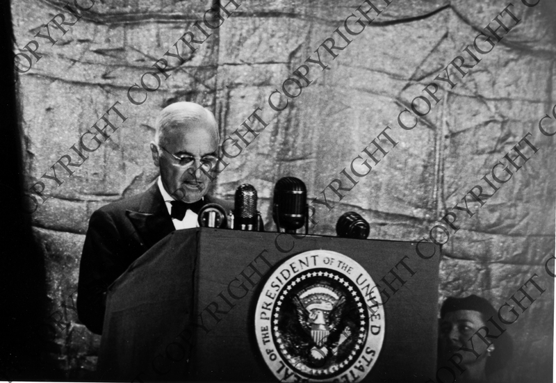 President Truman speaking at the Jefferson-Jackson Day Dinner | Harry S ...