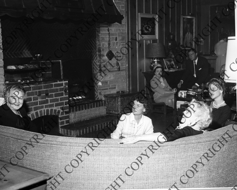 Mrs. Edwin W. Pauley with unidentified guests at her home | Harry S. Truman